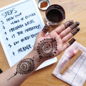 How to Make Mehndi Dark and Long-Lasting