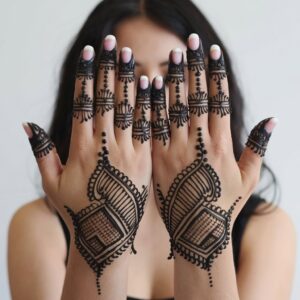 How to Make Mehndi Dark and Long-Lasting